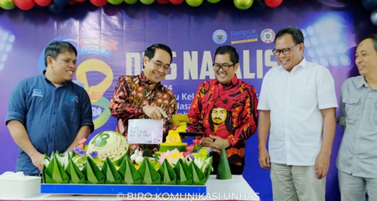 Pesona Rammang Rammang: Lukisan Tuhan yang Nyata - KABARIKA