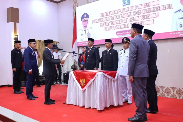 Bupati Bone Lantik Pejabat Struktural, Lima Pejabat Eselon 2, Delapan ...